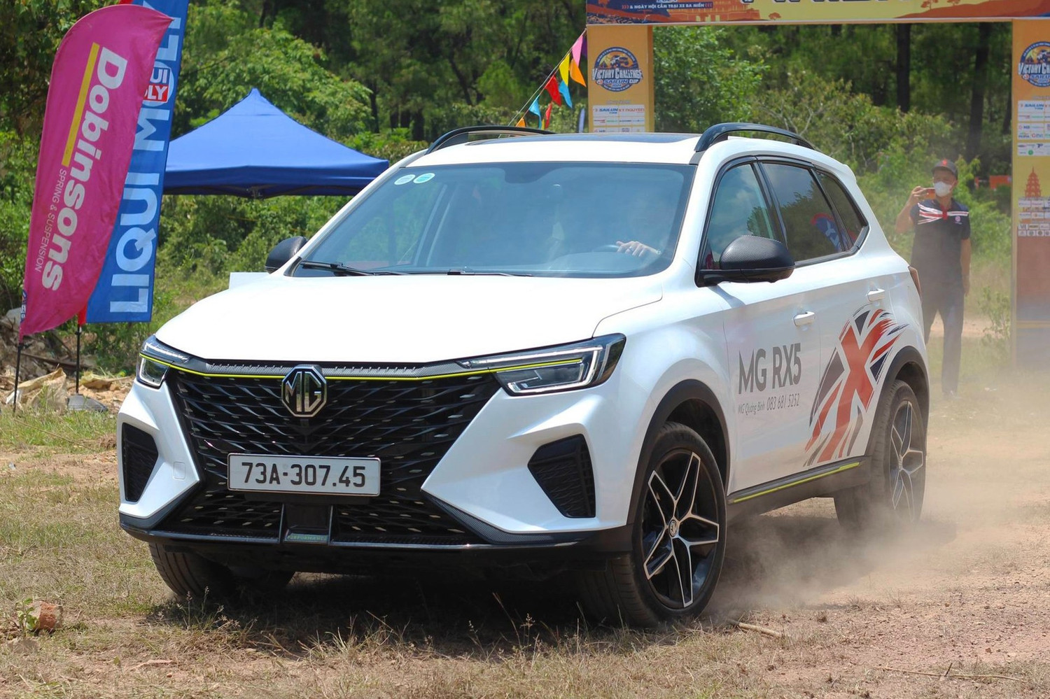 MG RX5 giảm giá mạnh tại Việt Nam, cạnh tranh quyết liệt trong phân ...